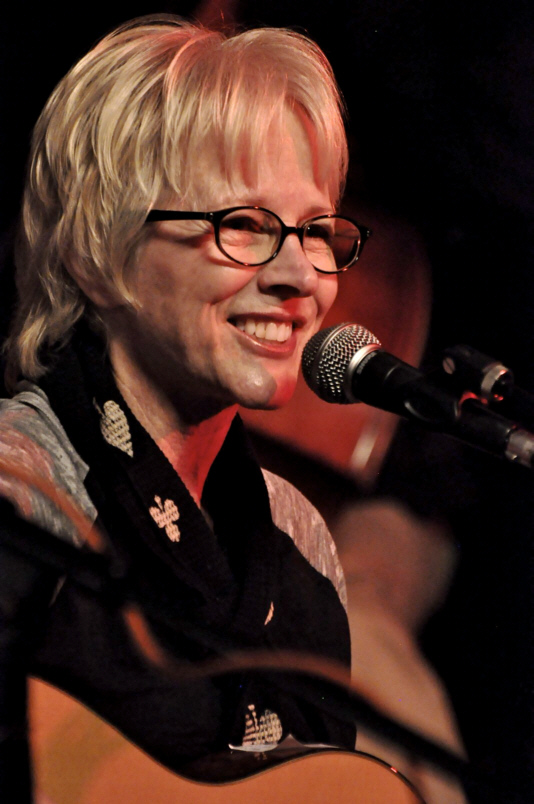 Tracy Newman + Art Podell In Concert at TSS Live! - Theta Sound Studio